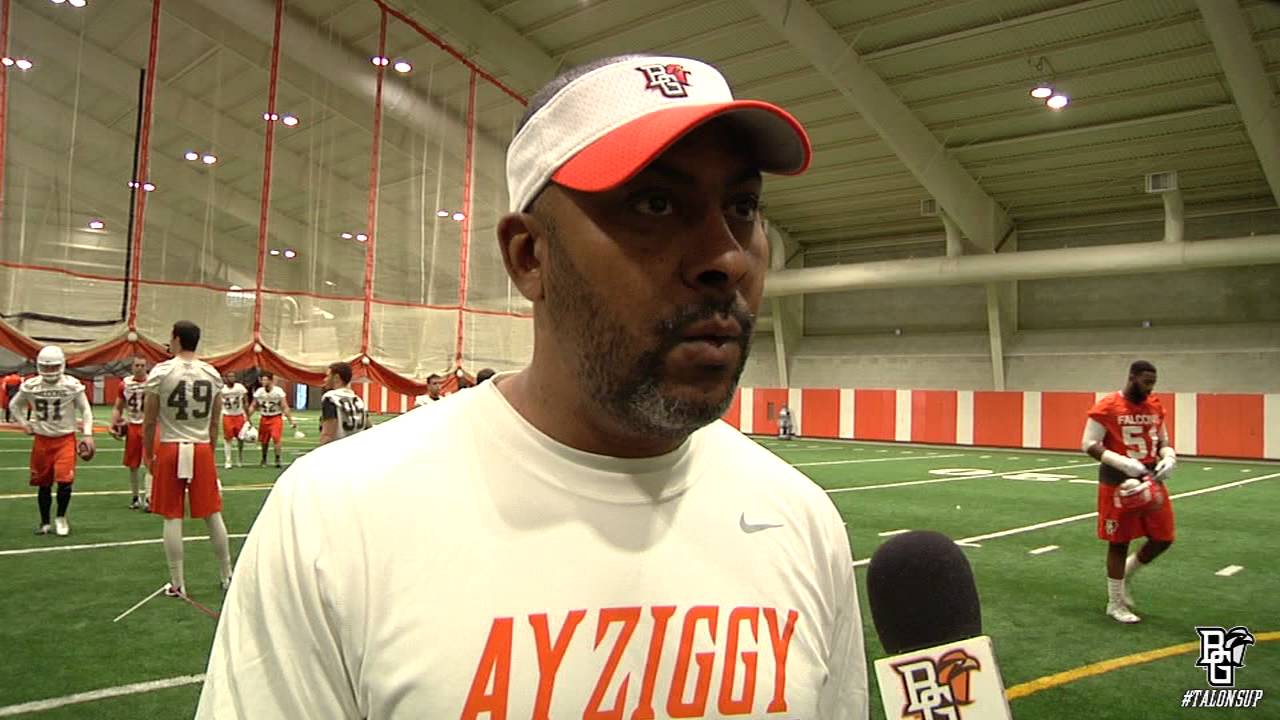 Mike Jinks Interview: Spring Practice (Day 2) - YouTube