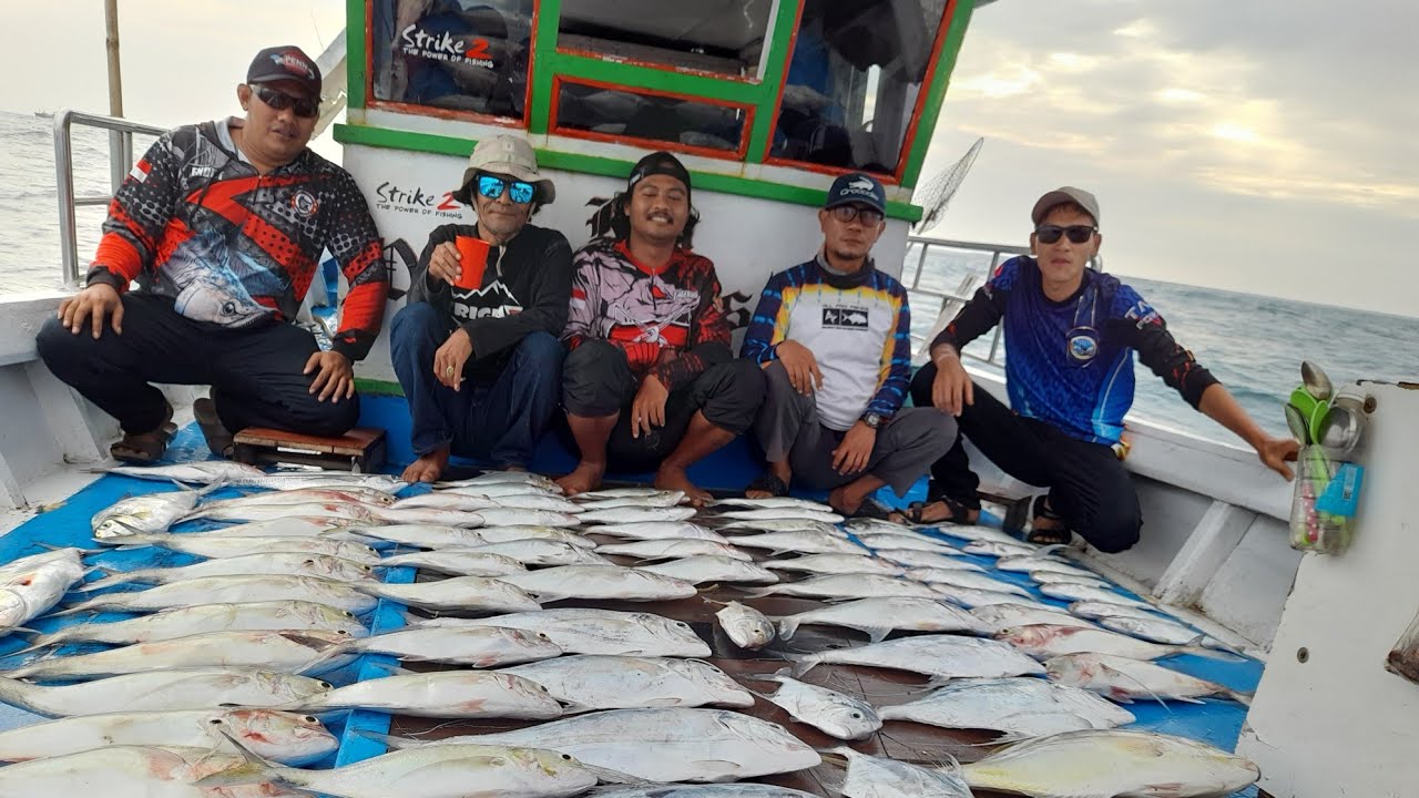 Pesta Strike Ikan kuwe - YouTube