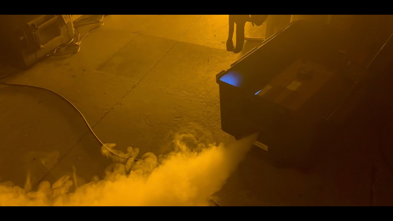 SG4000 Lion Digital Fire Smoke Generator - YouTube
