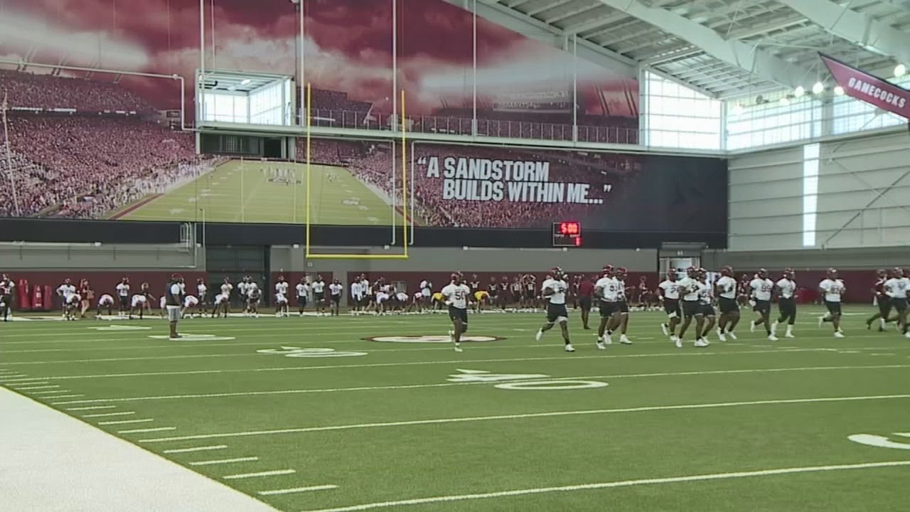Gamecocks head into spring football practice - YouTube