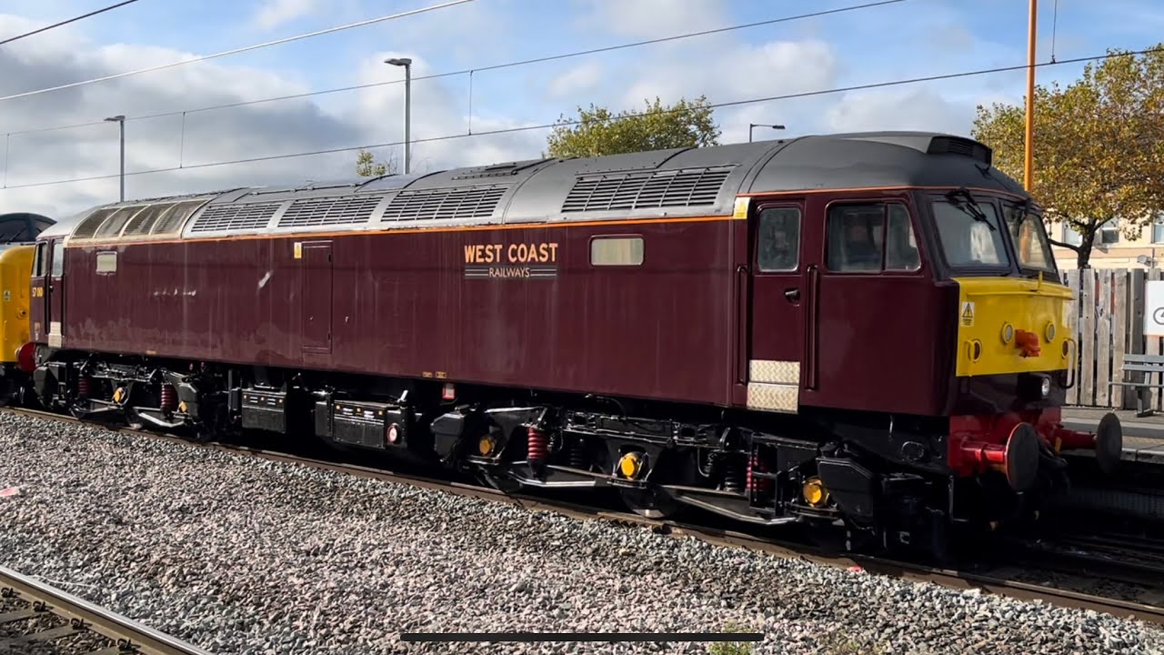 WCR Class 57 010 and 55 009 with 0Z55 Kidderminster S.V.R. to Barrow ...