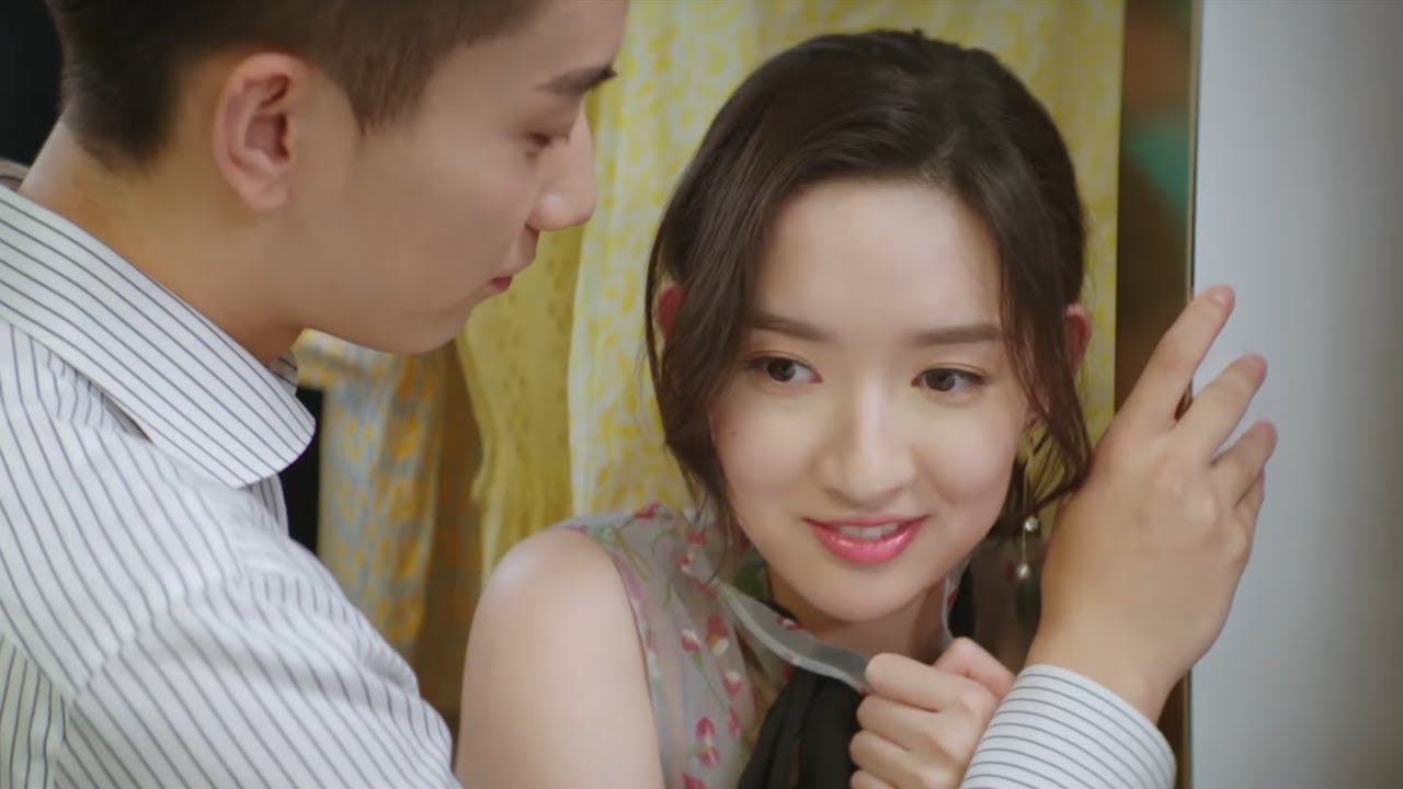 LOL! Being bossily cornned by President after teasing him, Wife-In ...