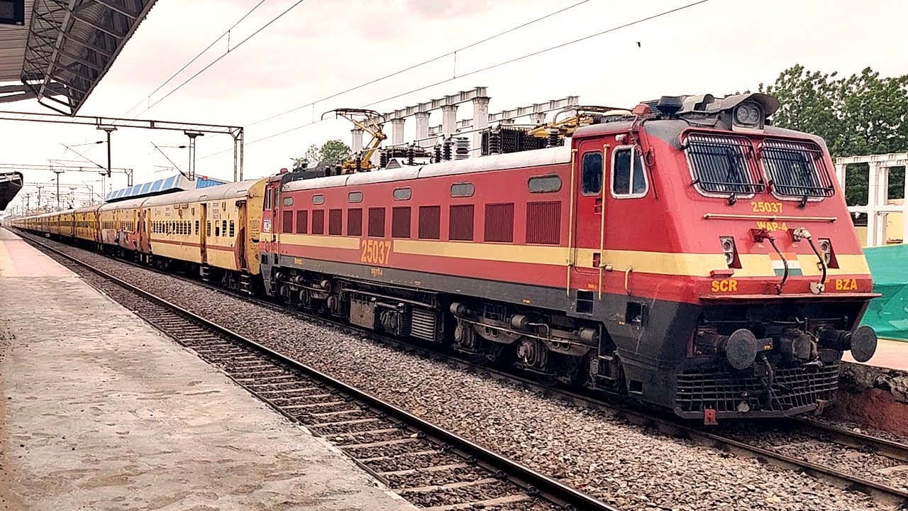 17479/Puri - Tirupati Express Arriving Tenali Junction | indian ...