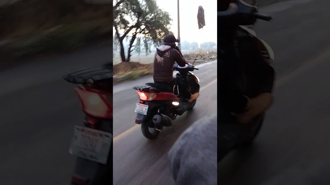 En las motonetas 🏍️🛵 - YouTube