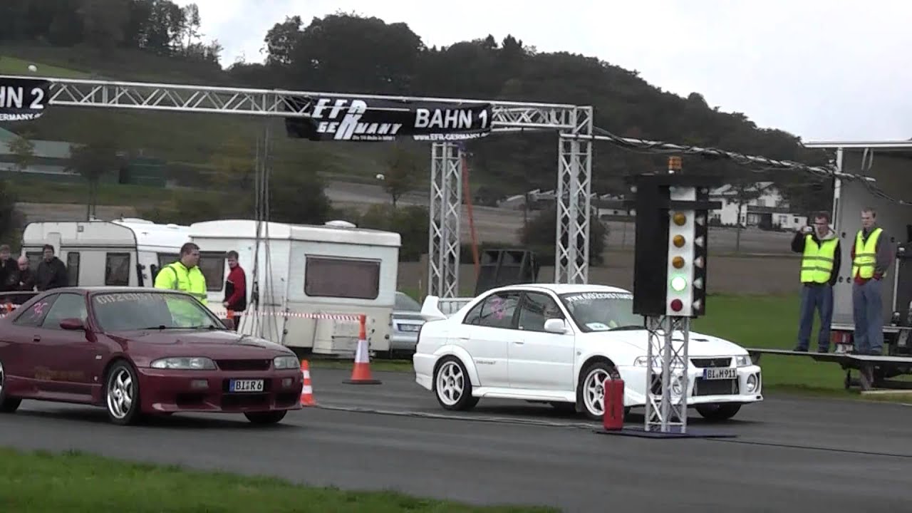 Lancer Evo V vs Skyline R33 GTST by 602 Customs at 1/4 Mile Brilon ...