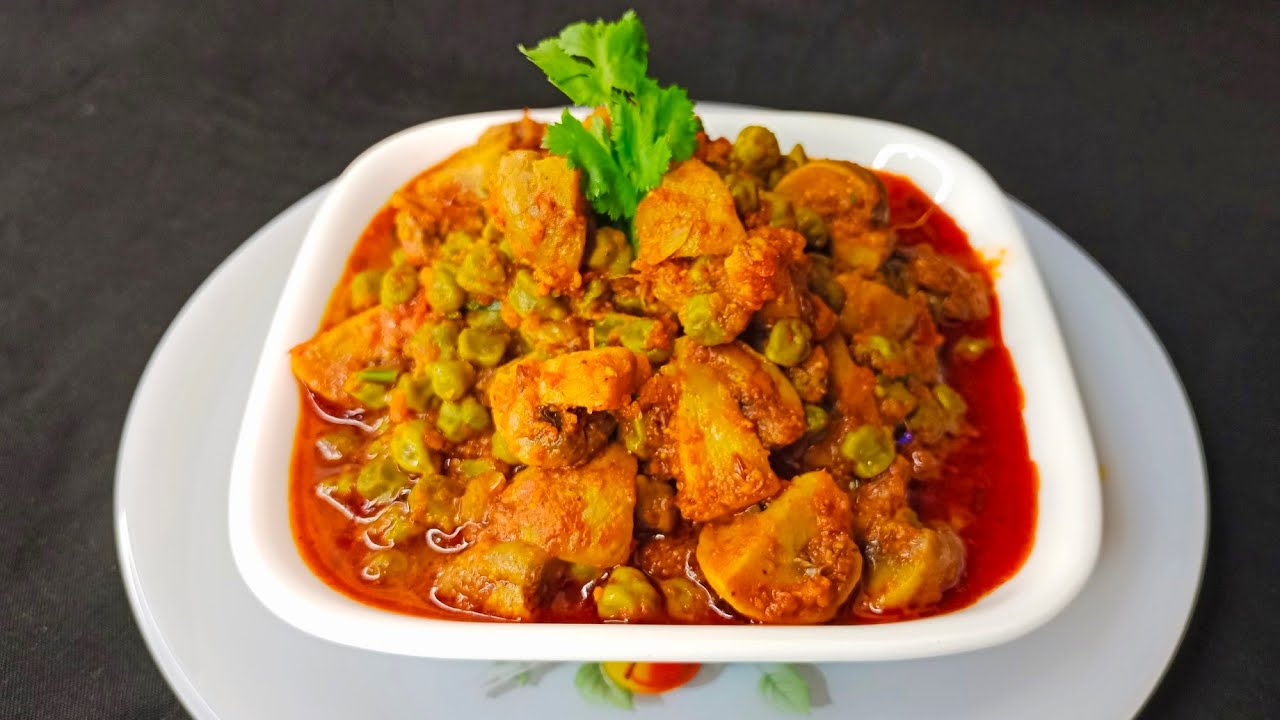 Cholia Mashroom Ki Sabji || Green Chickpeas Mashroom Curry Recipe ...