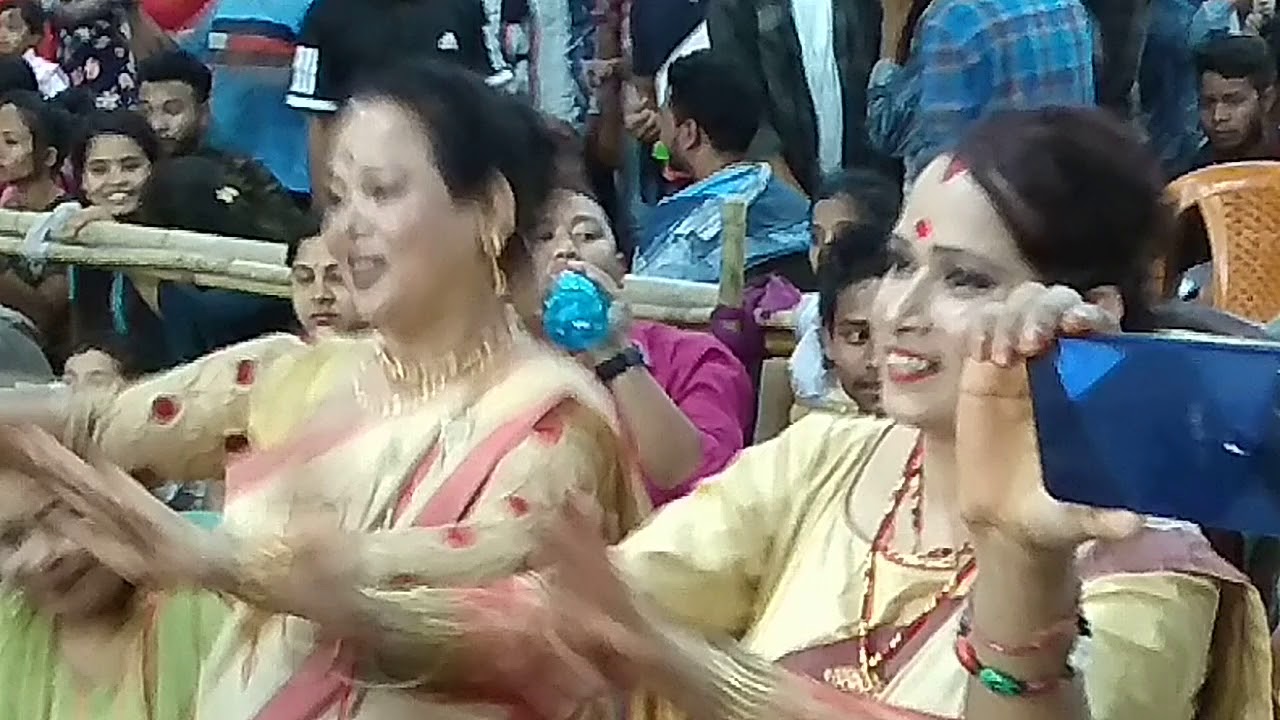 smriti pothar #simanta_shekhar_songs_live_show_dergaon - YouTube