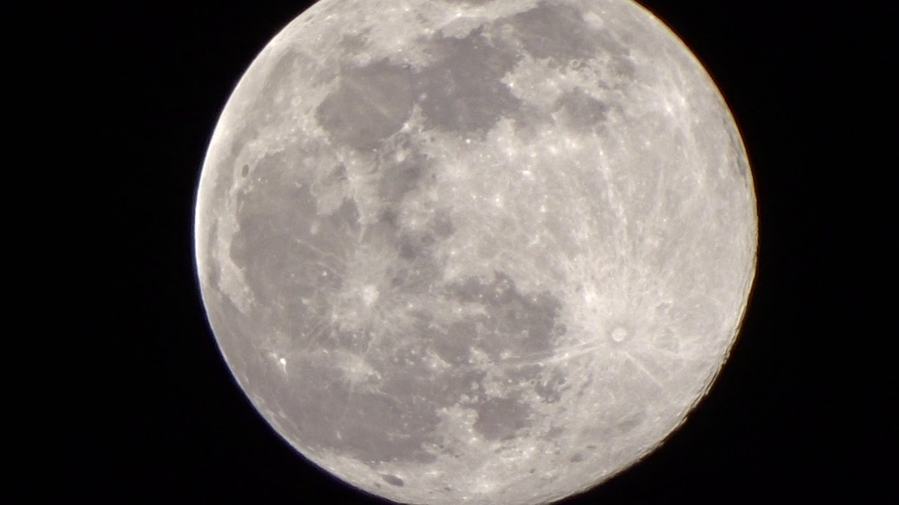 Full Moon Zoom in Remraam - YouTube