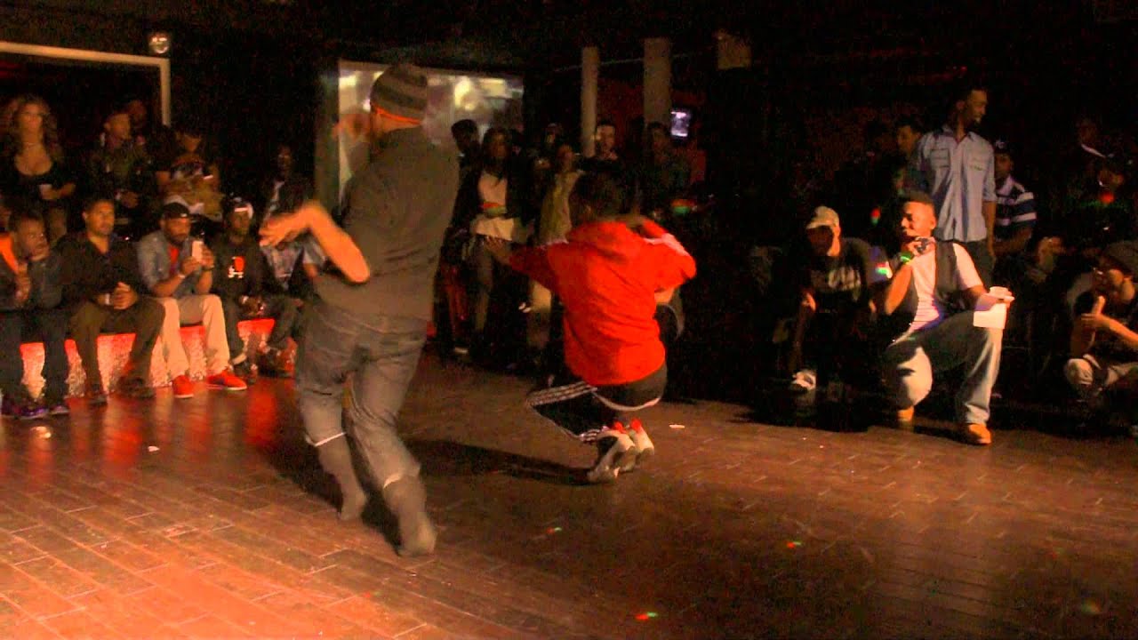 DUCK WALK @ VOGUE NIGHTS 4/8/2013 - YouTube