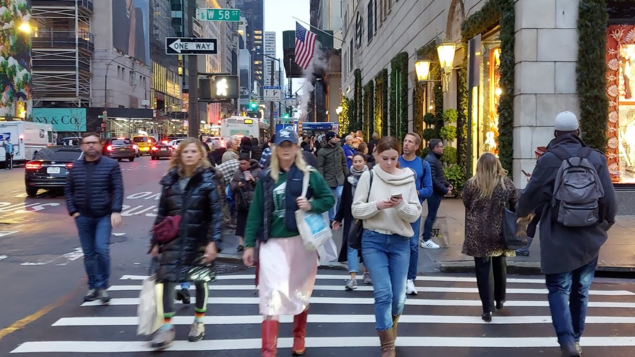 The weather today was beautiful for a walk #nyc #manhattan - YouTube