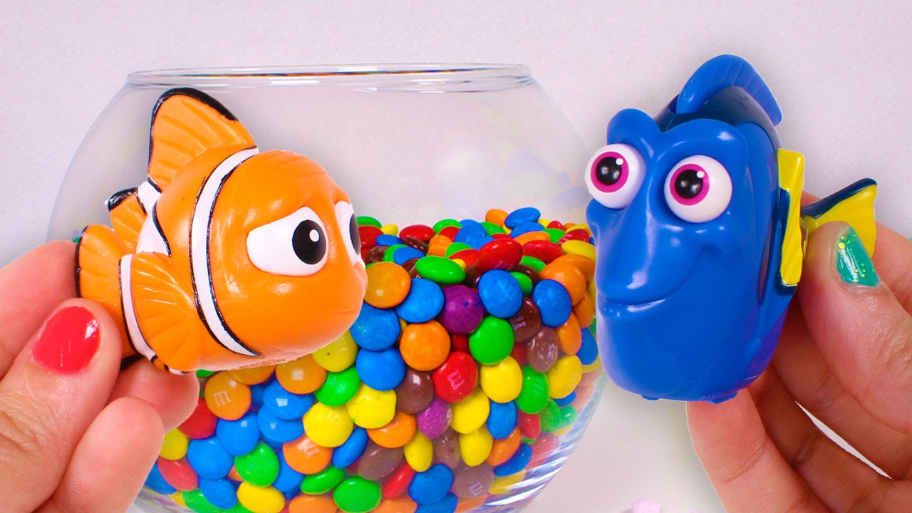 🎉 BUSCANDO A DORY 🎉 Dory Pearl Hank Nemo Crush Becky | Sorpresas en ...