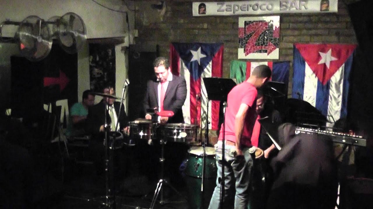 ORQUESTA BILONGO EN ZAPEROCO fin de presentación - YouTube