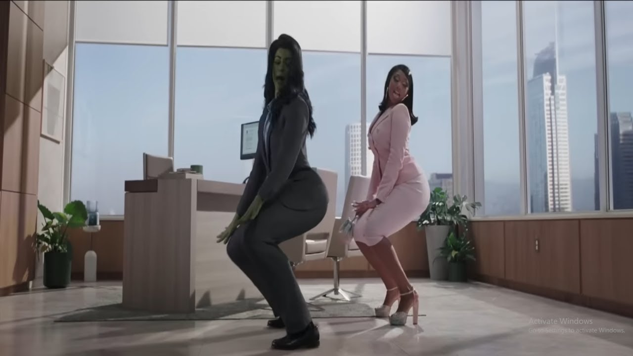 She-Hulk twerking... - YouTube