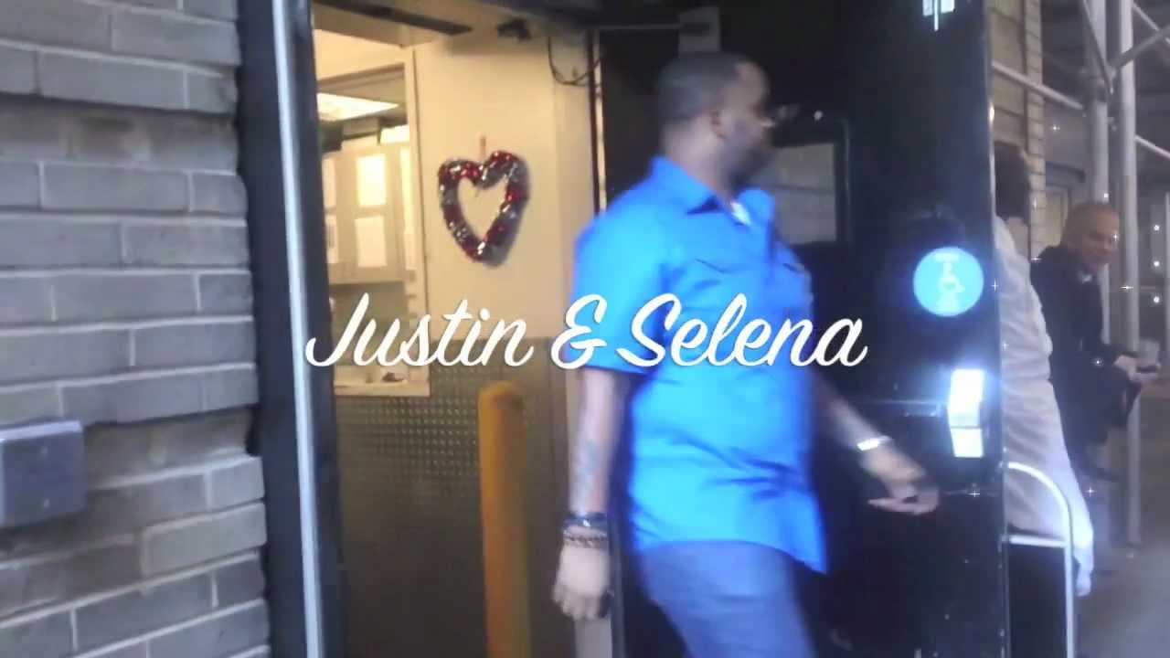 Justin Bieber & Selena Gomez at Ritz-Carlton Hotel in NYC - YouTube
