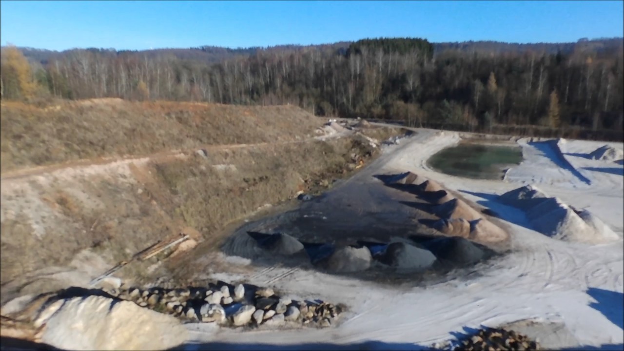 Lichtenborn, Windräder. FPV Flug Bebop 2 - YouTube