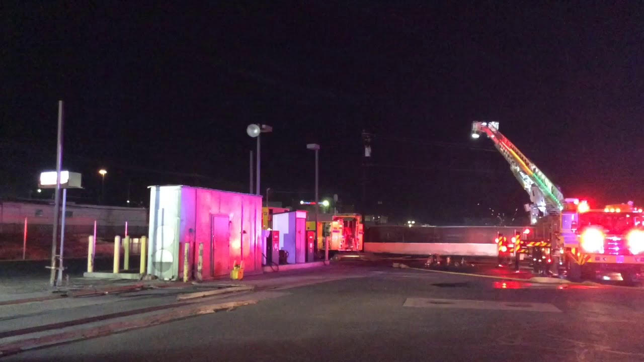 3-Alarm Auto Yard Fire - YouTube
