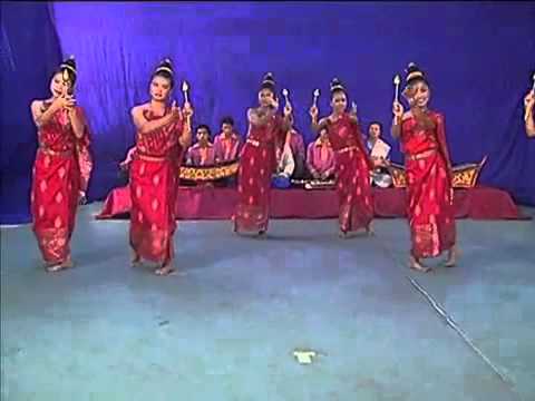 LAO TRADITIONAL DANCE 1 - YouTube