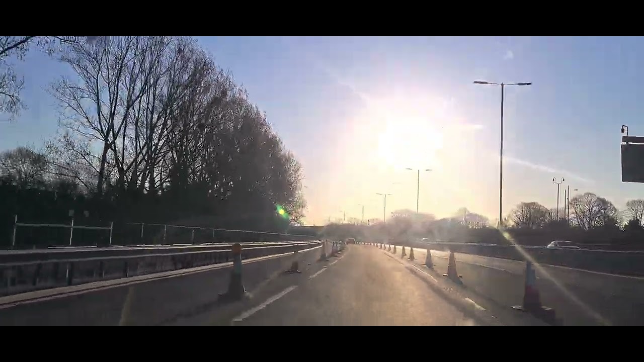 Driving on M4 Motorway, Southern perimeter Road - YouTube