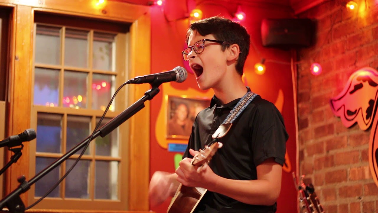 Gabe Martin Open Mic Performance - 8/15/17 - Part 1 - YouTube