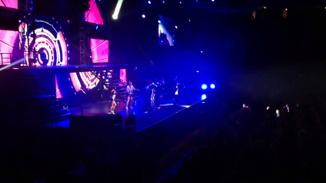 5ive - Keep On Moving - Manchester - Big Reunion - YouTube