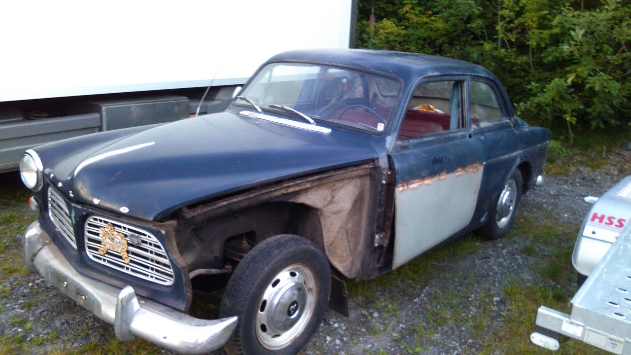 Rusted Volvo Amazon 121 - YouTube