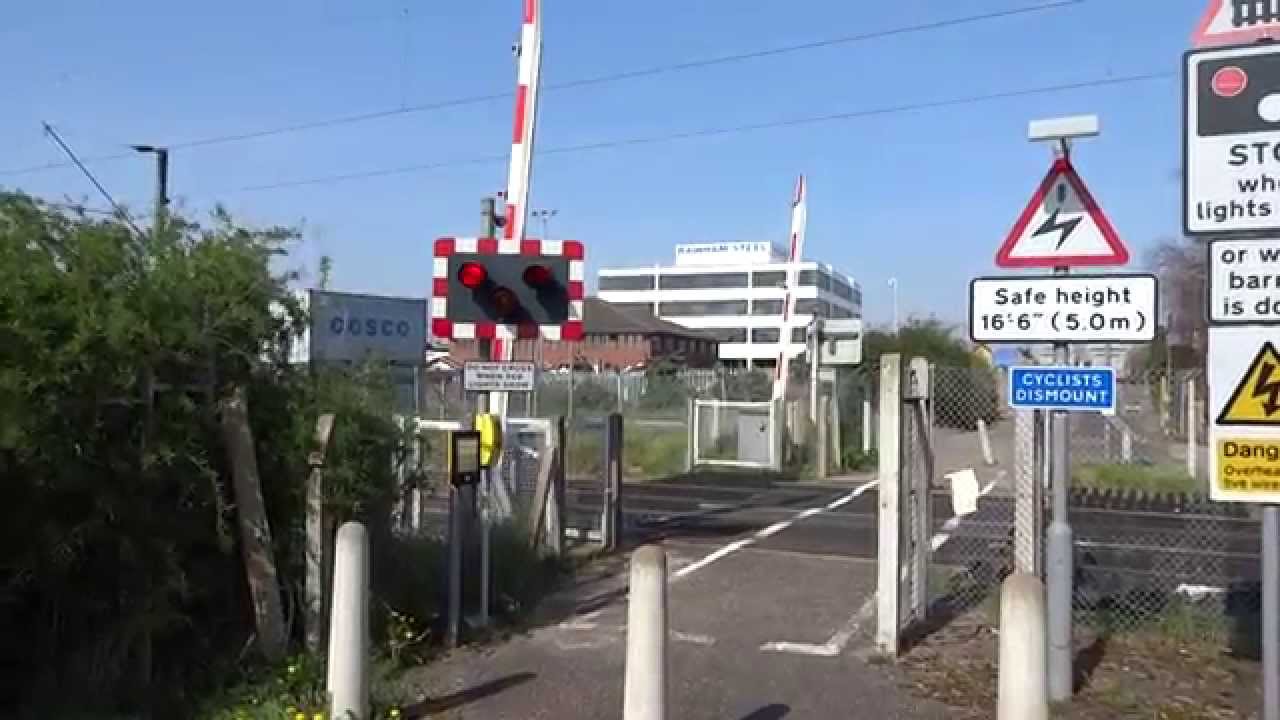 Foot Level Crossing at Rainham, East London HD - YouTube