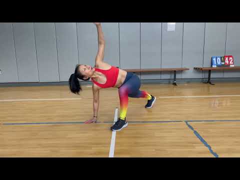 World's Greatest Stretch - WARM UP