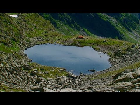 Discover Romania: Lacul Călțun din Munţii Făgăraş (@Arhiva TVR) - YouTube