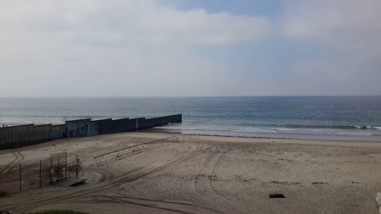 us/tijuana Ocean border wall check out the beach not one person for ...