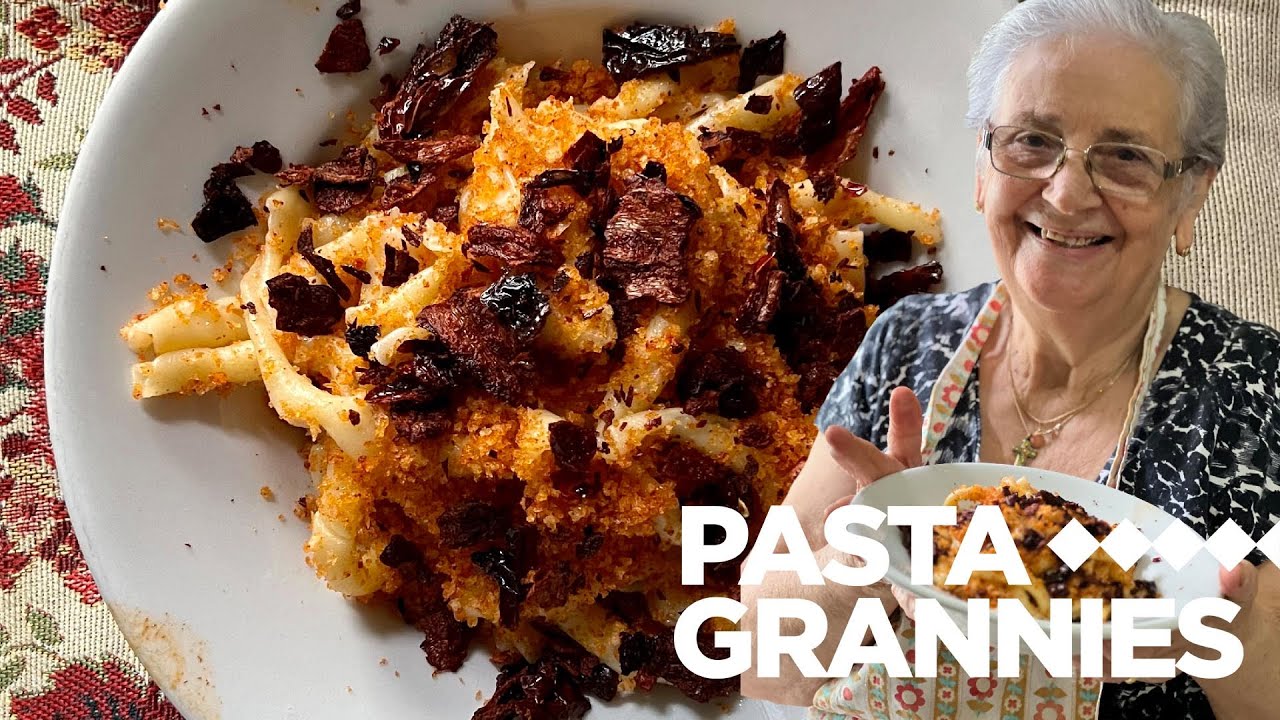 Discover Teresa's crunchy breadcrumb and pepper pasta from Basilicata ...