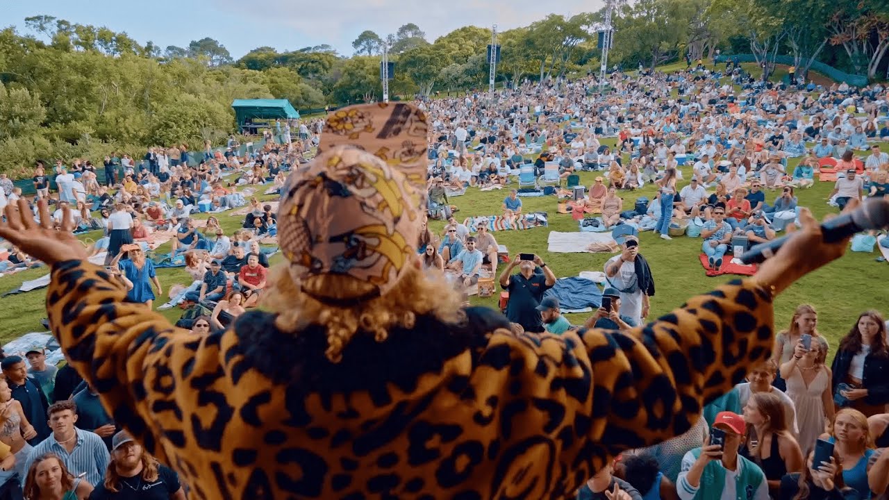 Jack Parow - THERE IT IS - Official Musiek Video! - YouTube