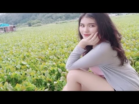 lagi coba tangtop baru.. so beauty..Pingkan Anggela