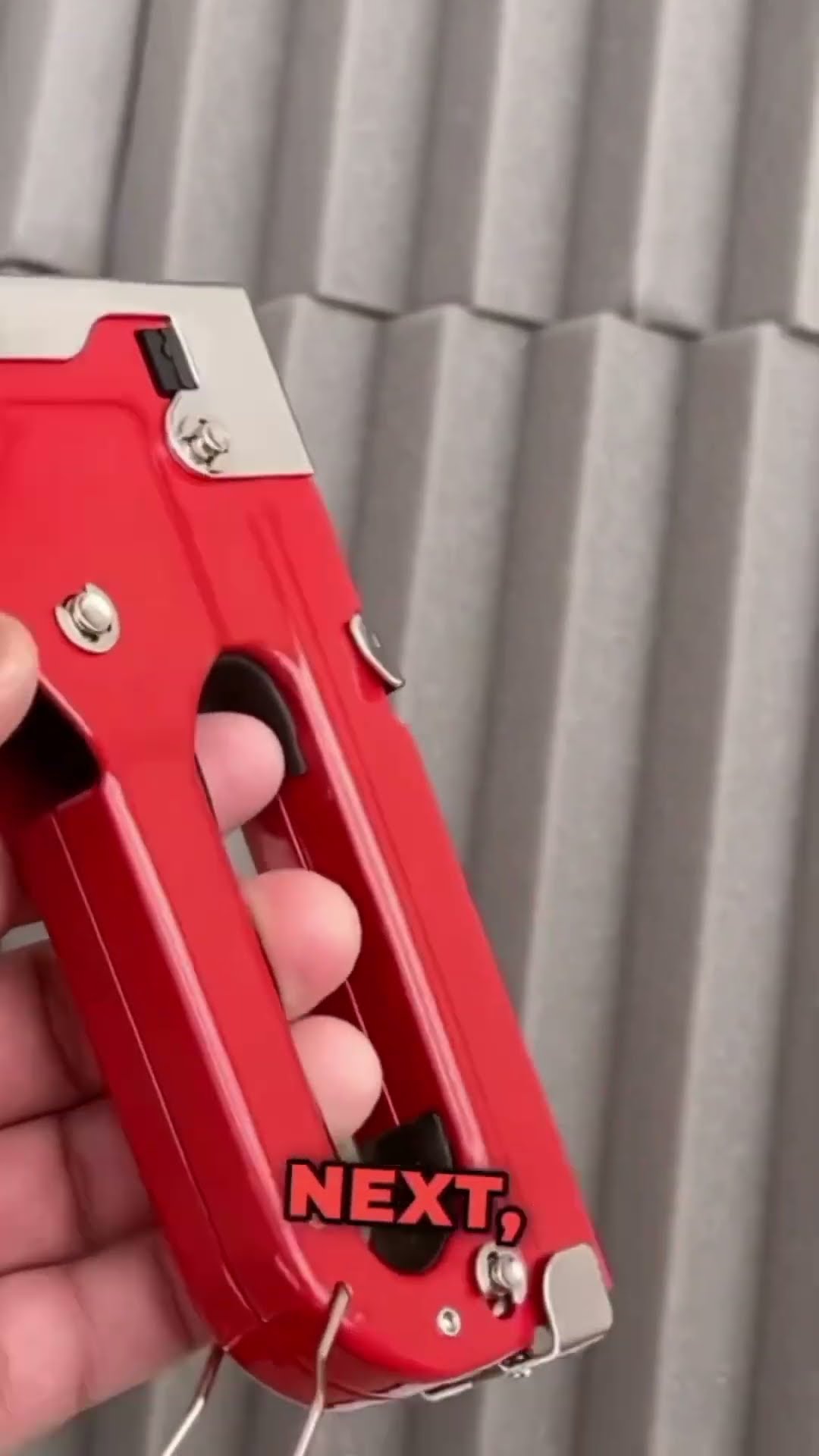 Dritz Heavy Duty Staple Gun Demo