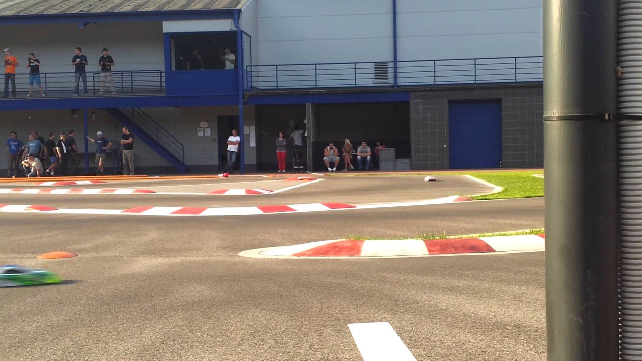 RC Nitro car race Hudy Xray Arena - YouTube