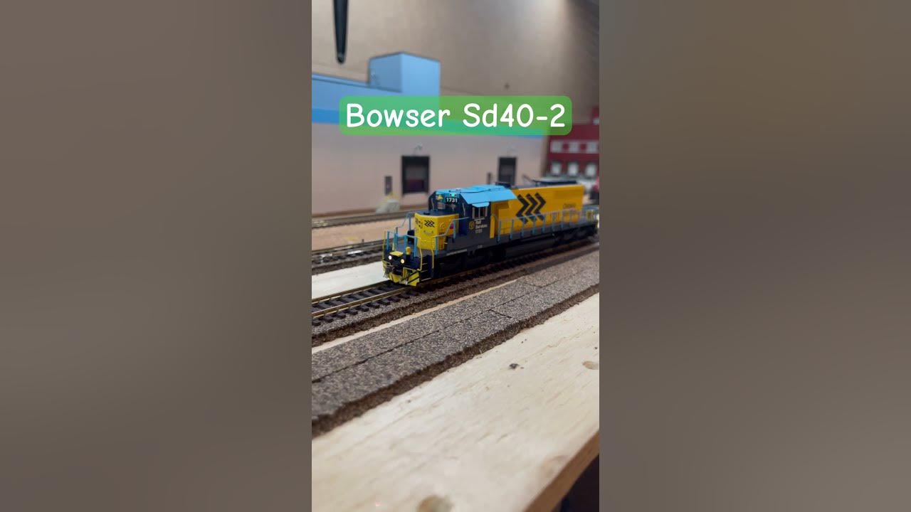 Bowser Sd40-2 - YouTube