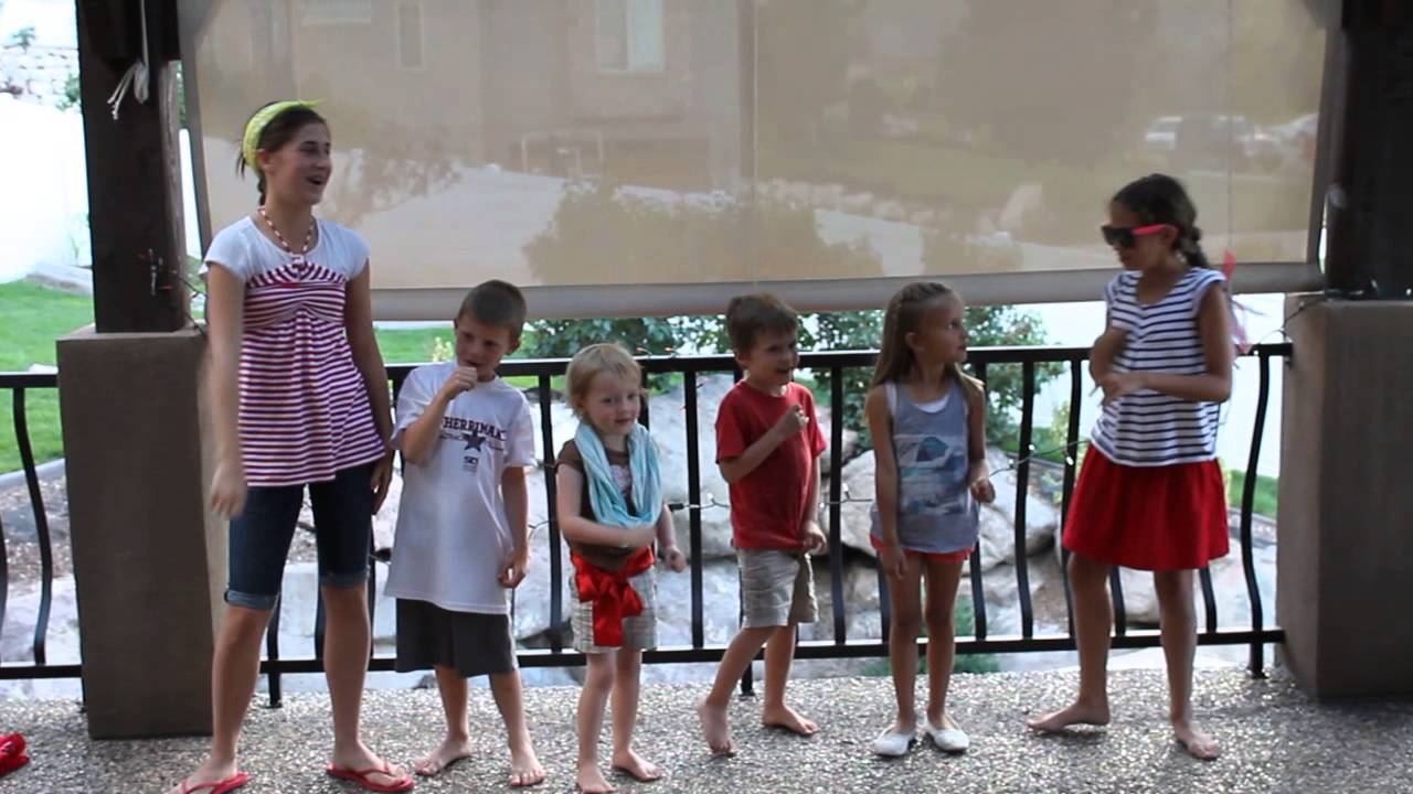 Slippery Bananas Cheer--Cousin Camp 2015 - YouTube