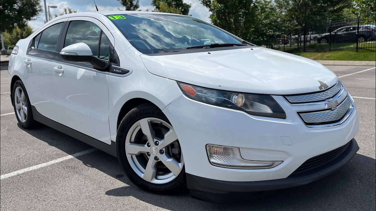 2013 Chevrolet Volt POV Test Drive & 189K Mile Review - YouTube