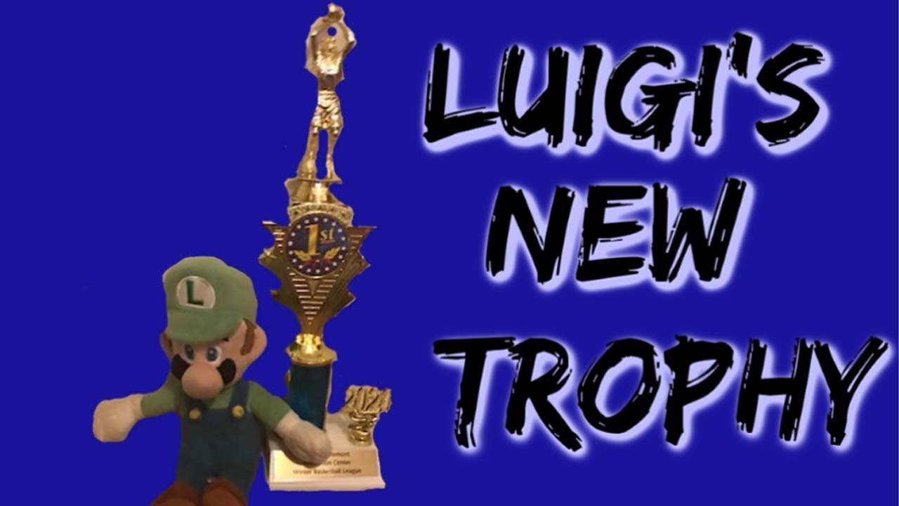 Luigis new trophy 🏆 - YouTube