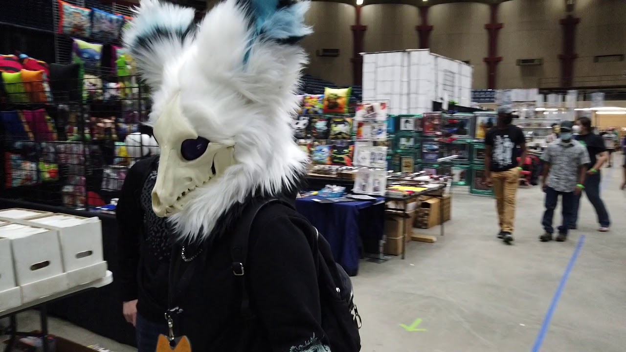 Walkthru: San Angelo Comic Con 2020 - YouTube