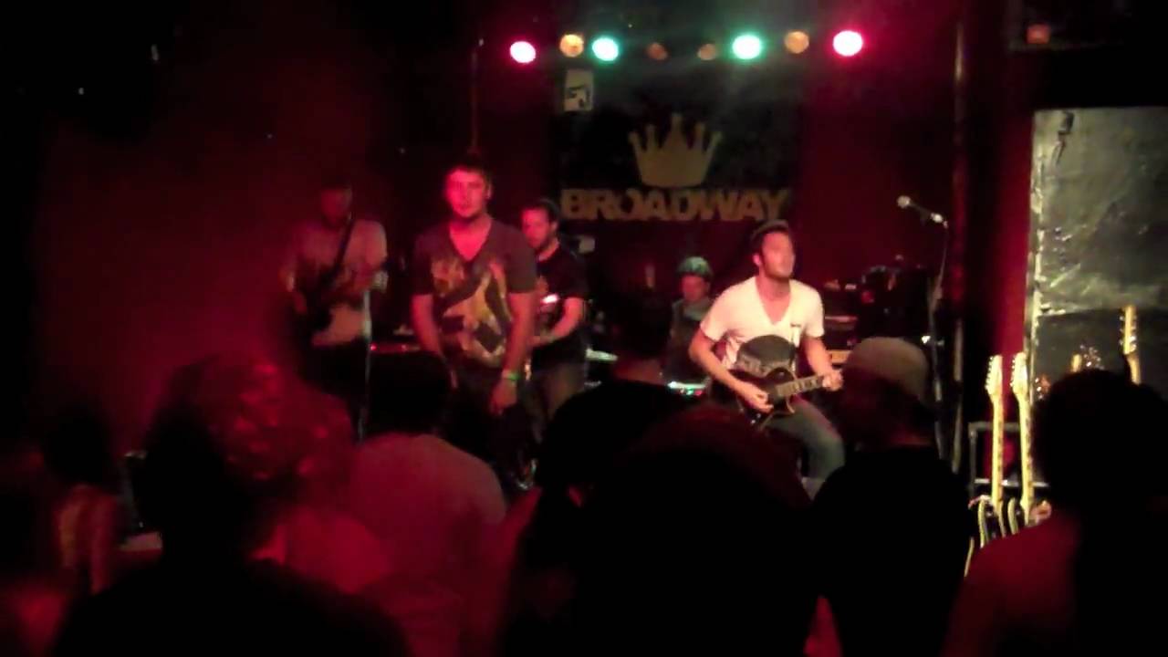 Trees Above Mandalay - Paul Bison (Live in Cleveland) - YouTube