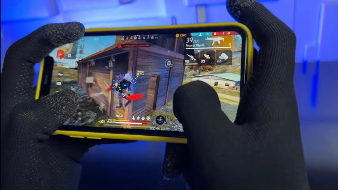 iPhone 11 Free Fire Max Solo Vs Squad Headshot Gameplay - YouTube