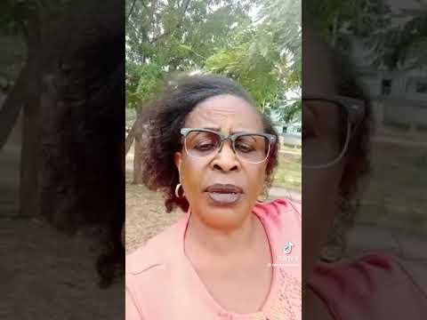 Cheka kidogo  msikilize mama wa Kihaya