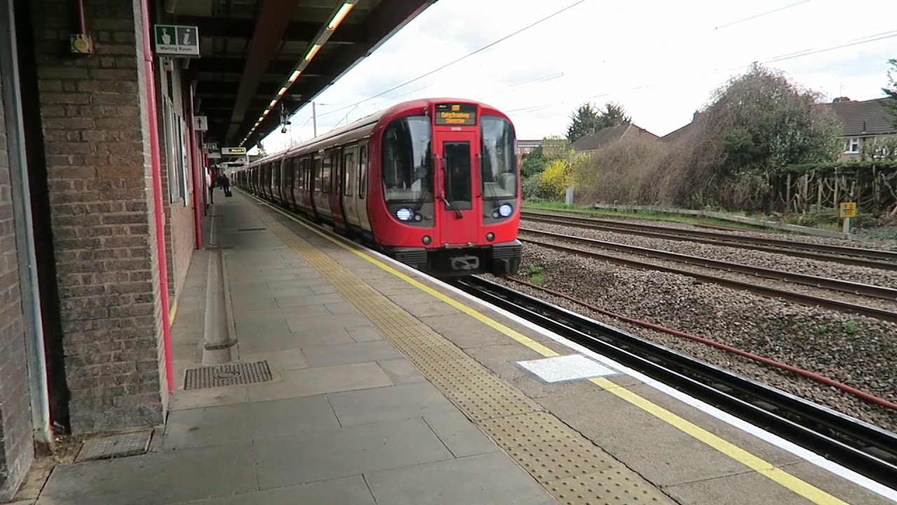 London Underground District Line (Eastern Section) Extravaganza 19 ...