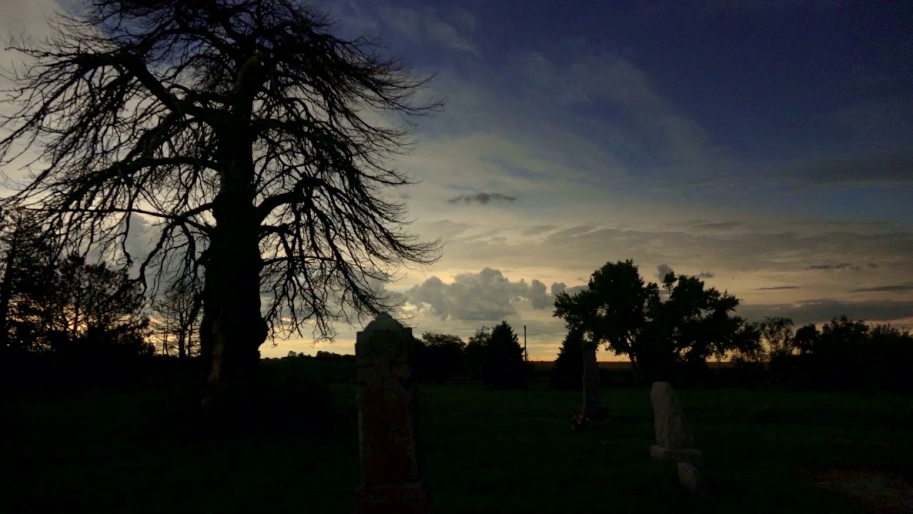 Total Eclipse 2017: Environment in a Cemetery - YouTube