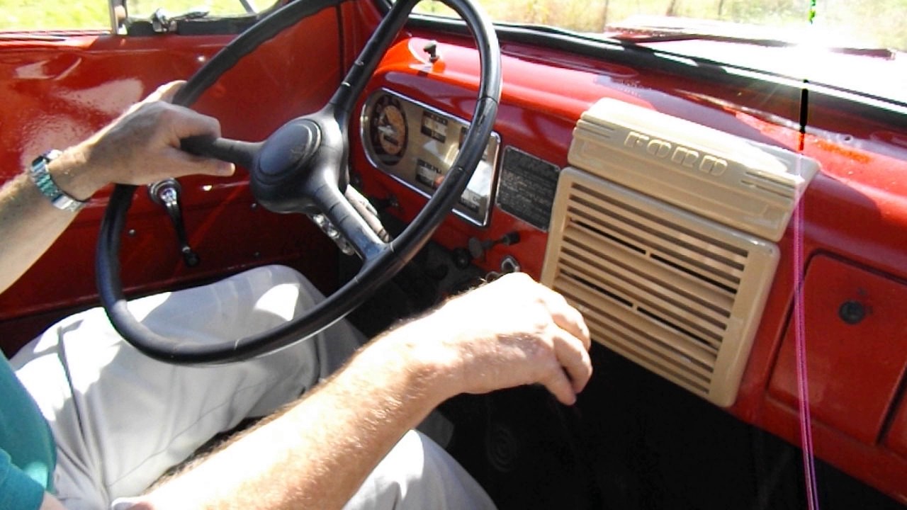 1950 Ford F5 gear shifting - YouTube