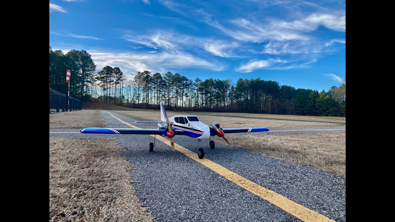 Hobbico Twinstar | Twin OS .25 LA Engines | Amazing Plane - YouTube