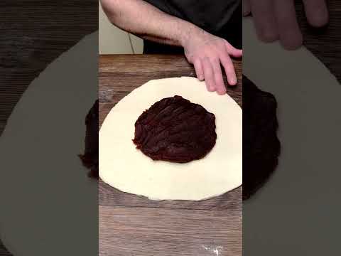 Giant Red Bean Bun from Spirited Away #spiritedaway  #beanbun #animefood  #anime  #shorts s