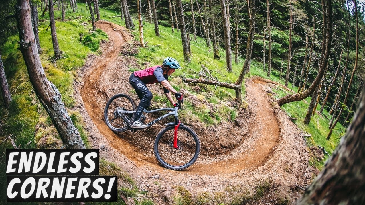 BLASTING AN ENDLESS BERM TRAIL UP GOLFIE! - YouTube