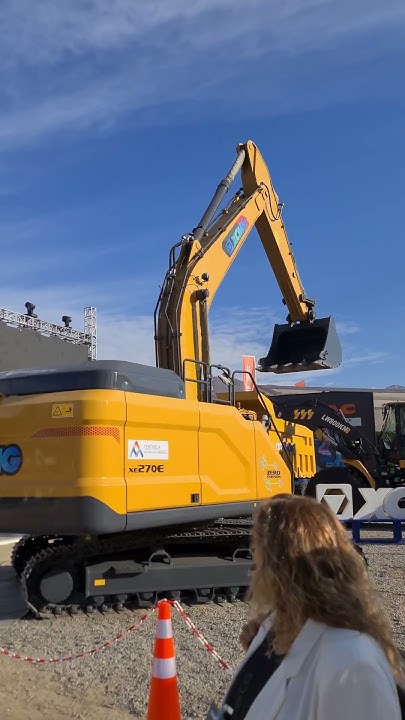 [XCMG] DEMO de la Excavadora Eléctrica XE270E | XCMG Chile - YouTube