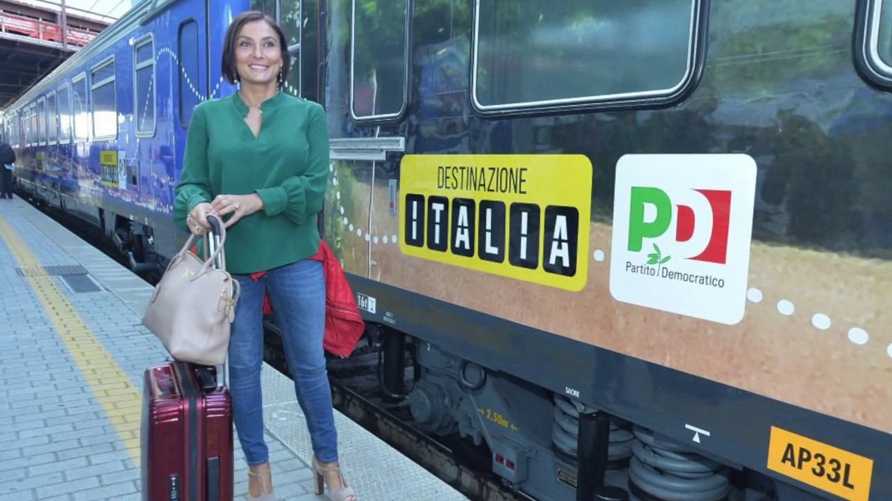 Intervista ad Alessia Morani su treno del Pd: Destinazione Italia - YouTube